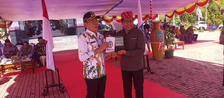 Menteri Desa Beri Penghargaan 85 Desa di Halut - Poskomalut.com